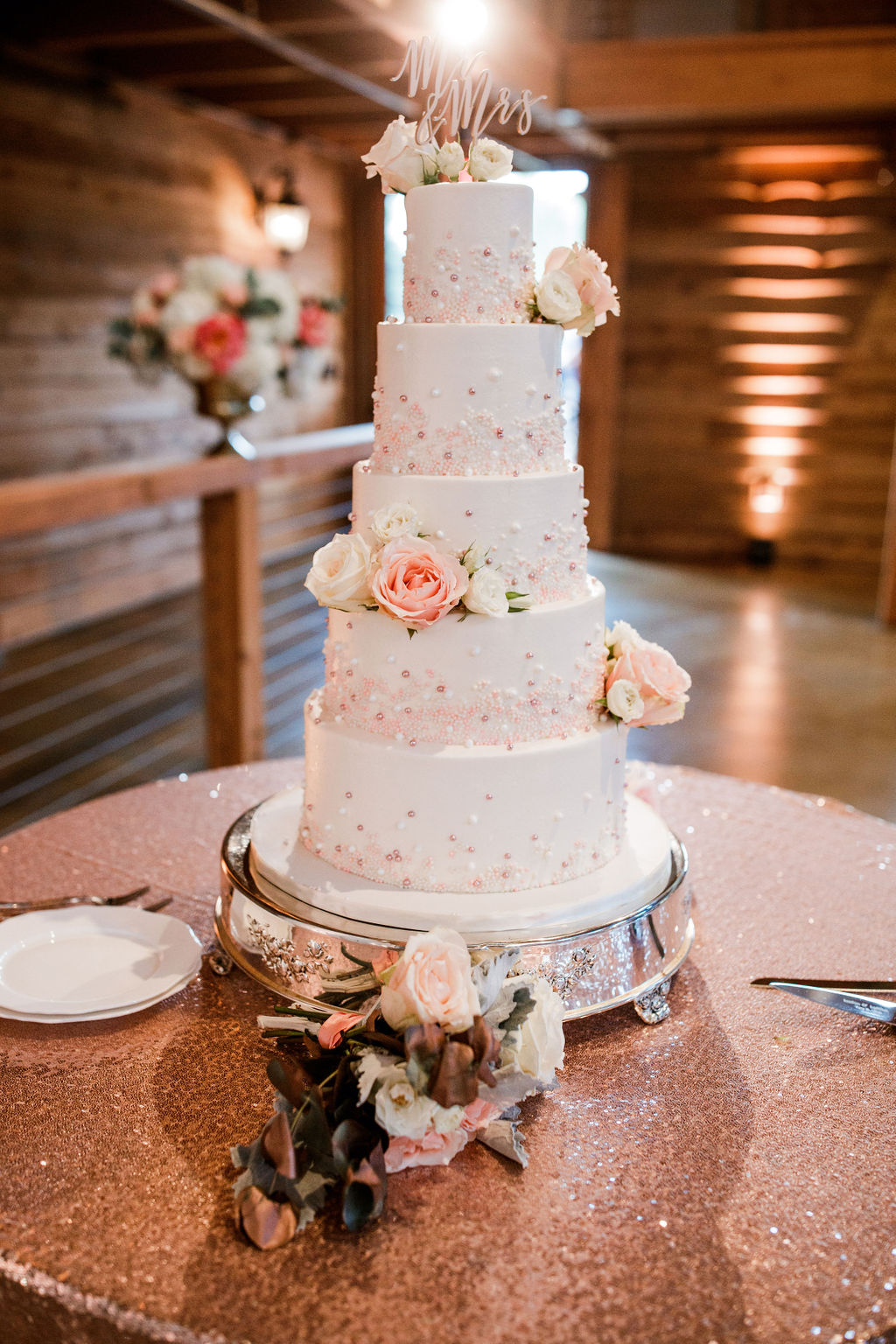 Featured Real Wedding: Glittery pink at the Barn at Sycamore Farms ...